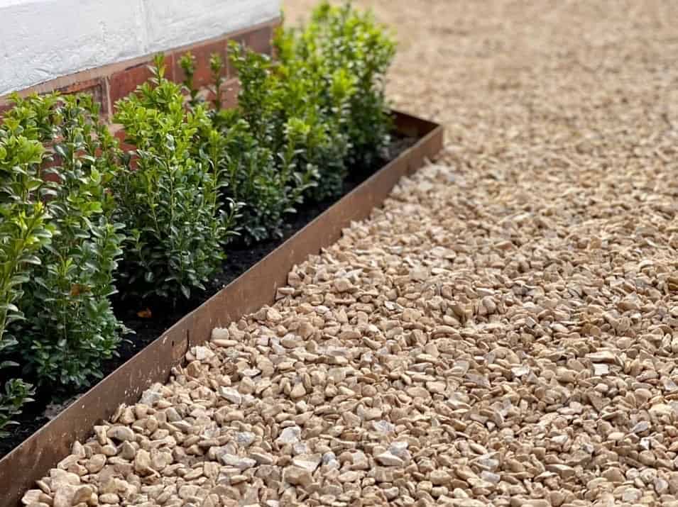 Buy Galvanised Lawn Edging | Steel Metal Edge for Lawns