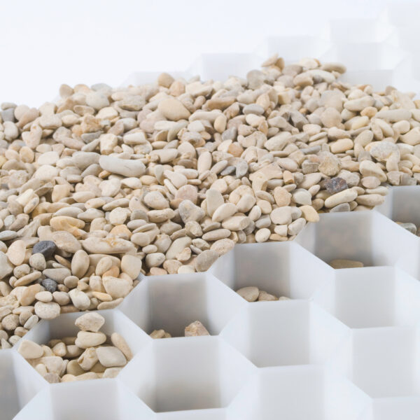 CORE DRIVE 40-40 Gravel Stabilisation Grid | White or Black | 1600 x ...